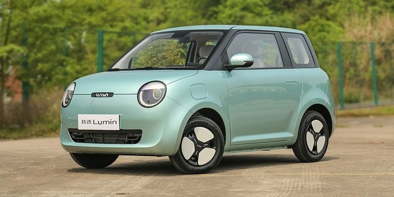 Wuling cheap mini electric car has the lowest selling price of only 197 ...