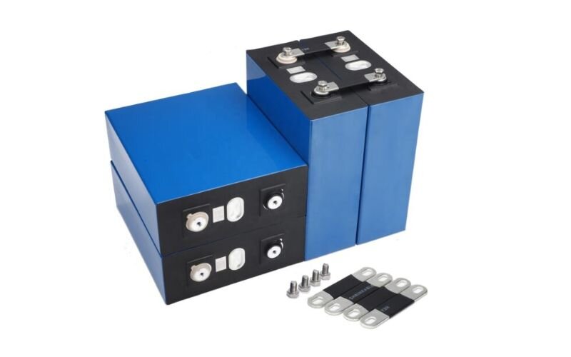 Tìm Hiểu Về Các Loại Pin Xe Ô Tô Điện Phổ Biến Hiện Nay